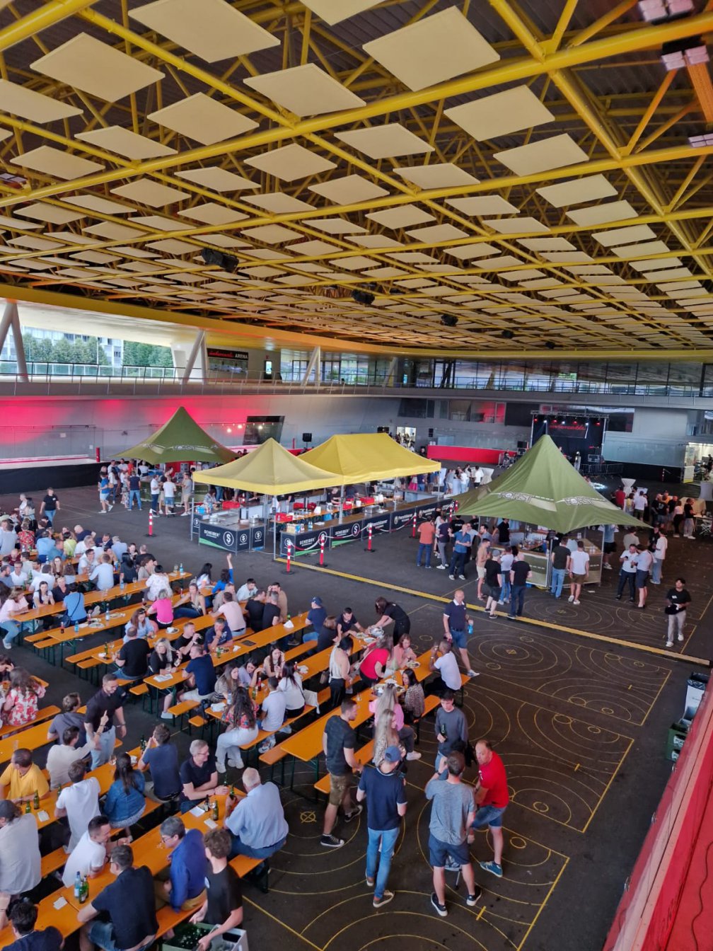 Die Intercable feiert in „ihrer“ Arena | Arena Bruneck